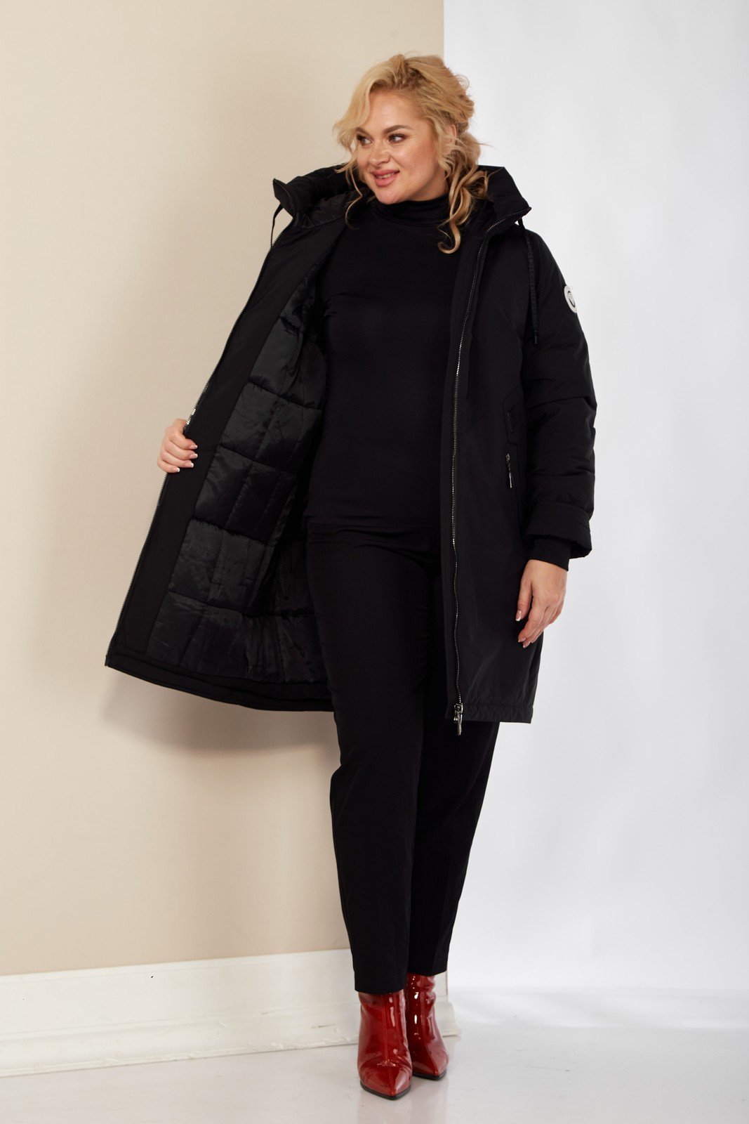 Куртка 2030 черный Shetti купить в интернет магазине Велесмода